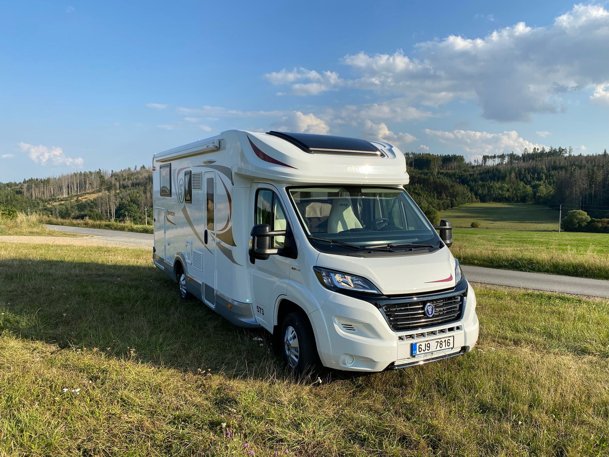 Elnagh Baron 573 - Semi-integral | Campiri.com