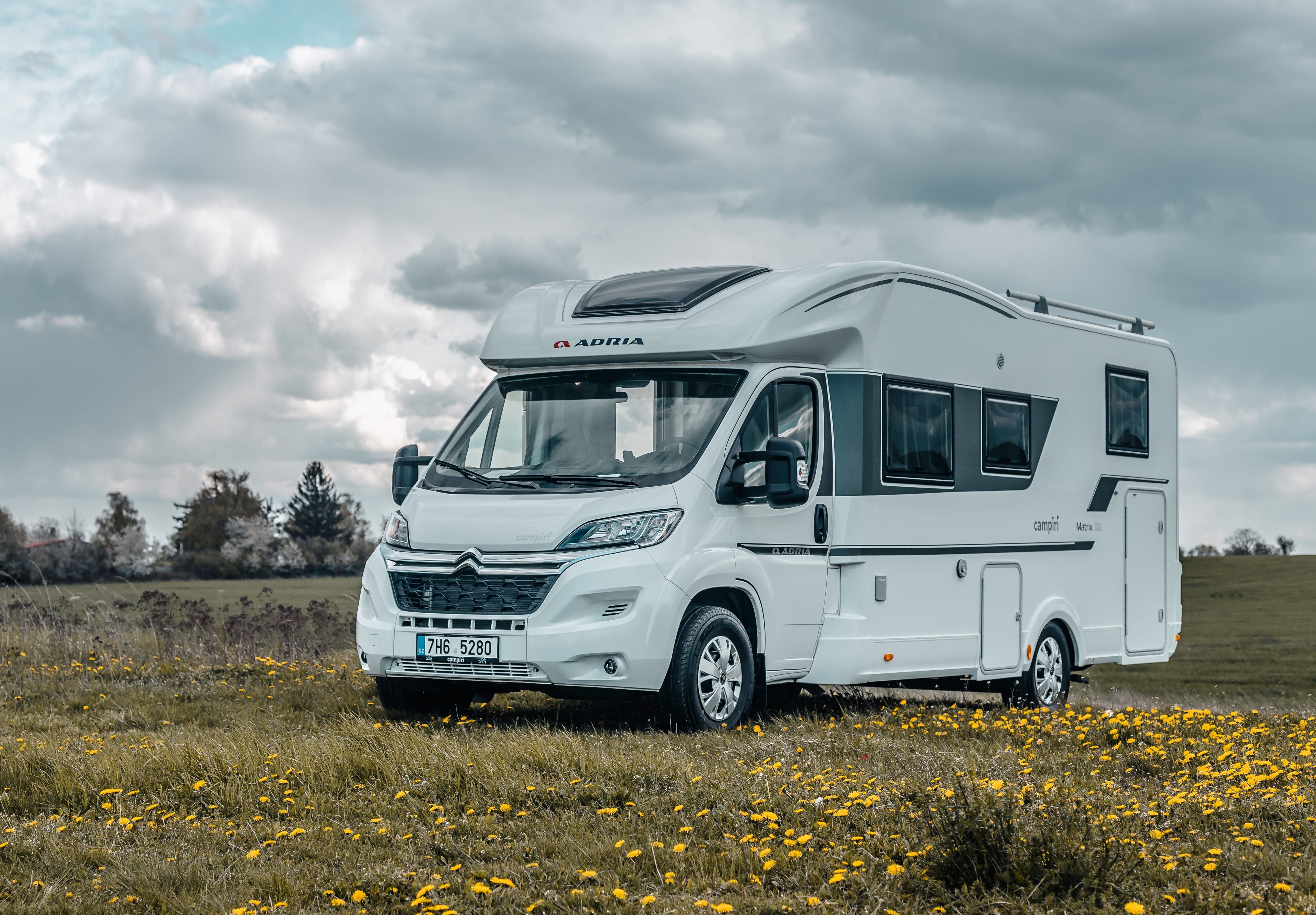 Adria Matrix Axess 670 SL 4S - Polointegrál | Campiri.com