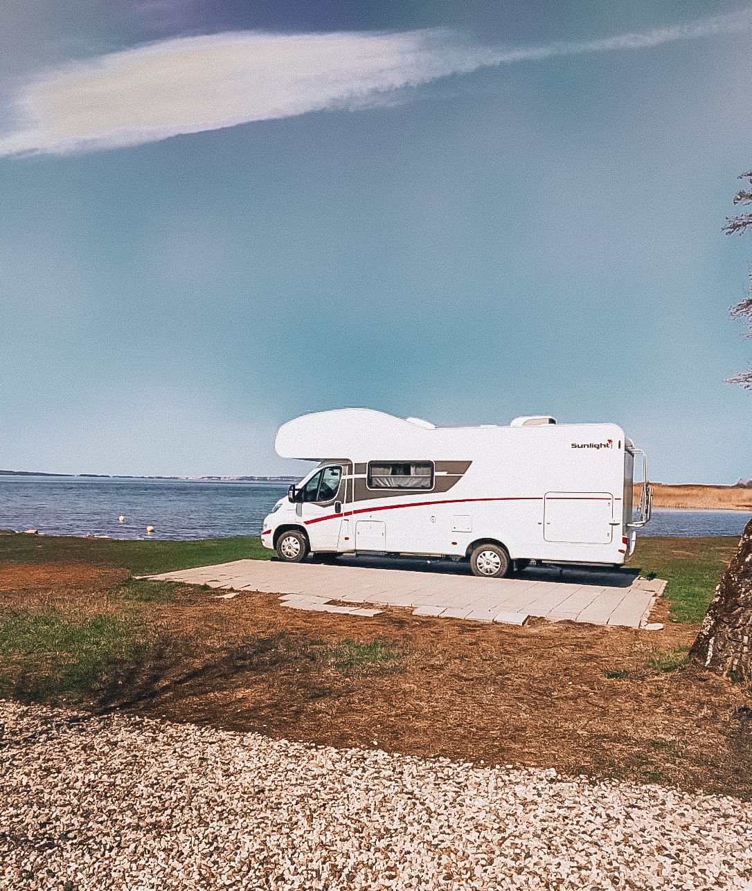 Sunlight Capron A70 - Alcove | Campiri.com