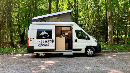 Campervan 540 Family - Campervan | FreewayCamper