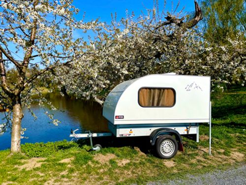 Bomi Mini karavan - Přívěs | Campiri.com